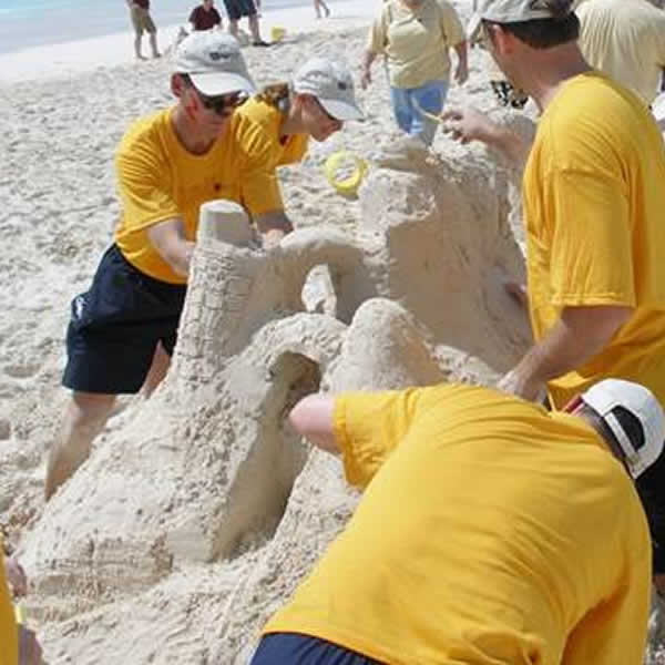 Actividades de Team Building para empresas en la playa